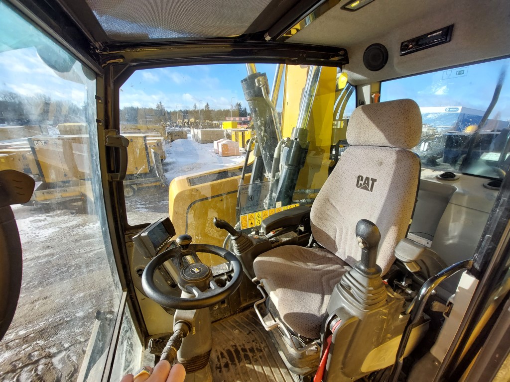 Mobile excavators